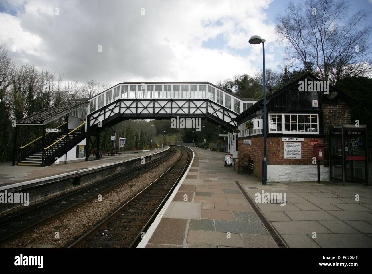 Bodmin parkway station hi-res stock photography and images - Alamy