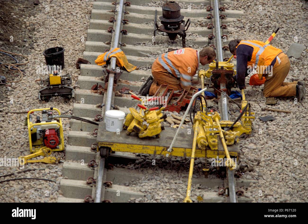 Replacement of railway track ballast hi-res stock photography and ...