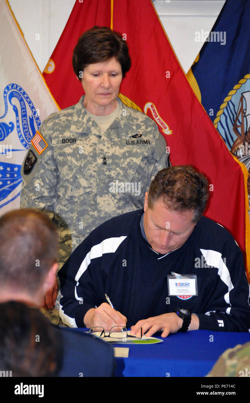 Maj gen boor hi-res stock photography and images - Alamy