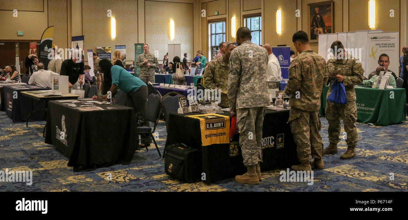 Paratroopers with the 82nd Airborne Division review information about ...