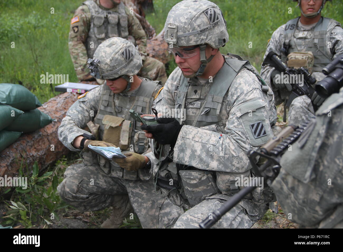 Artillery observers of 1st Battalion, 9th Field Artillery Regiment, 2nd ...
