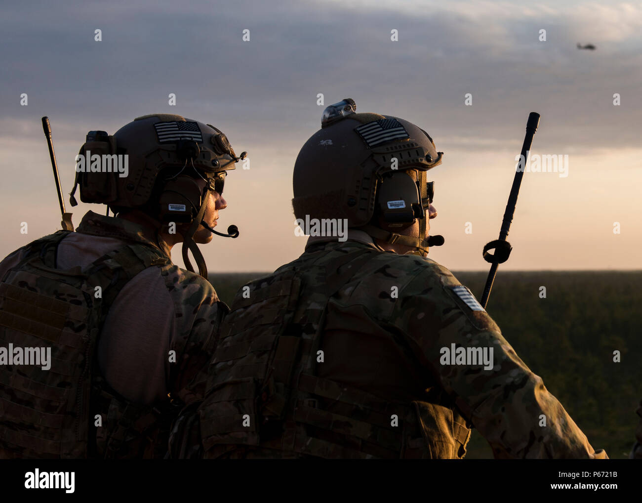U.S. Air Force combat controllers with the 24th Special Operations Wing ...