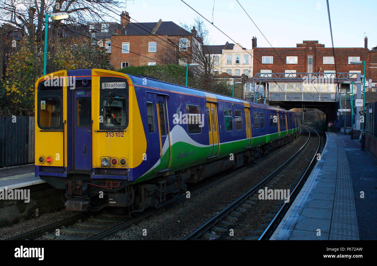 A Silverlink Metro service at Kensal Rise station on the North London ...