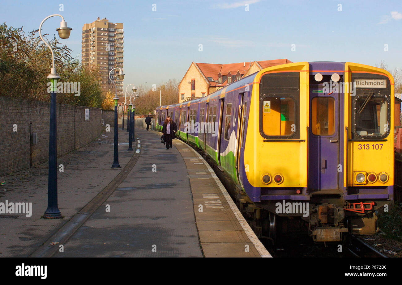 A Silverlink Metro service at North Woolwhich Station on the North ...