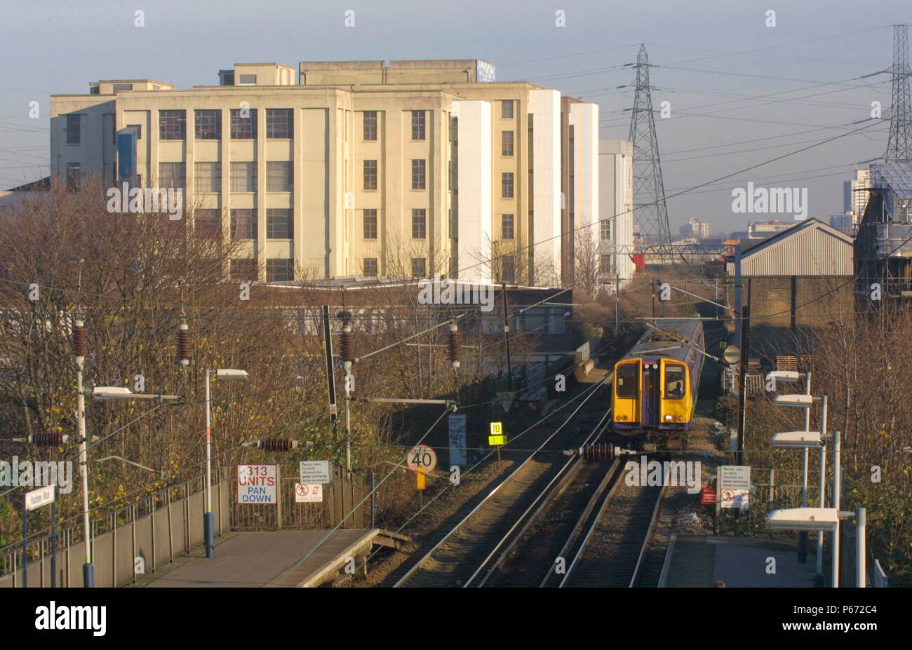 Silverlink metro train hi-res stock photography and images - Alamy