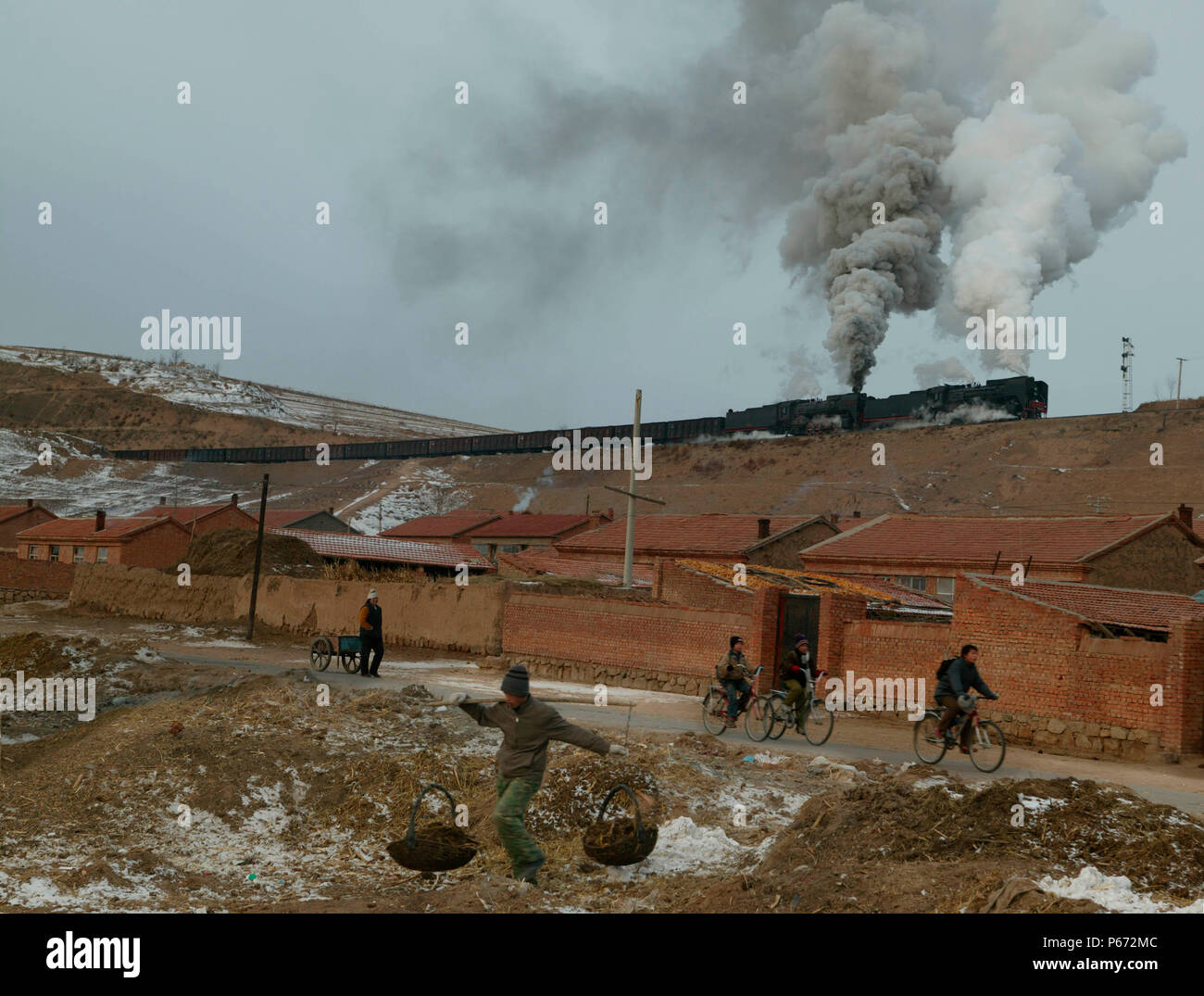 A village scene at Xiakengzi on the Jing Peng Pass section of the Ji ...