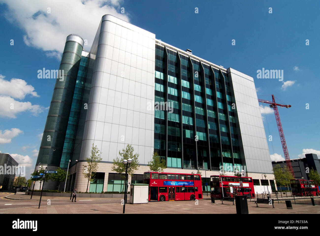 Global switch data wharf hi-res stock photography and images - Alamy
