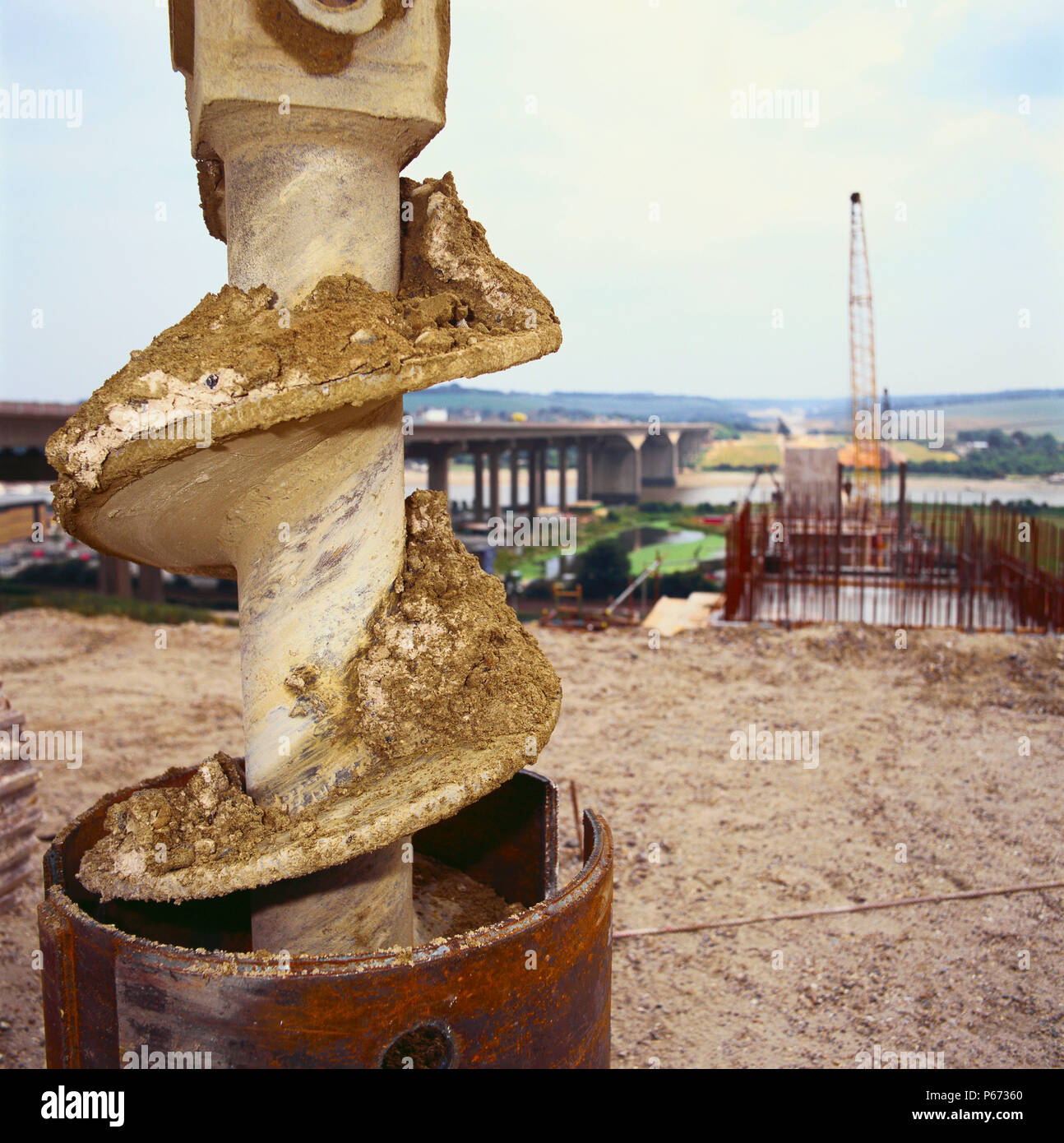 Piling rig hi-res stock photography and images - Alamy