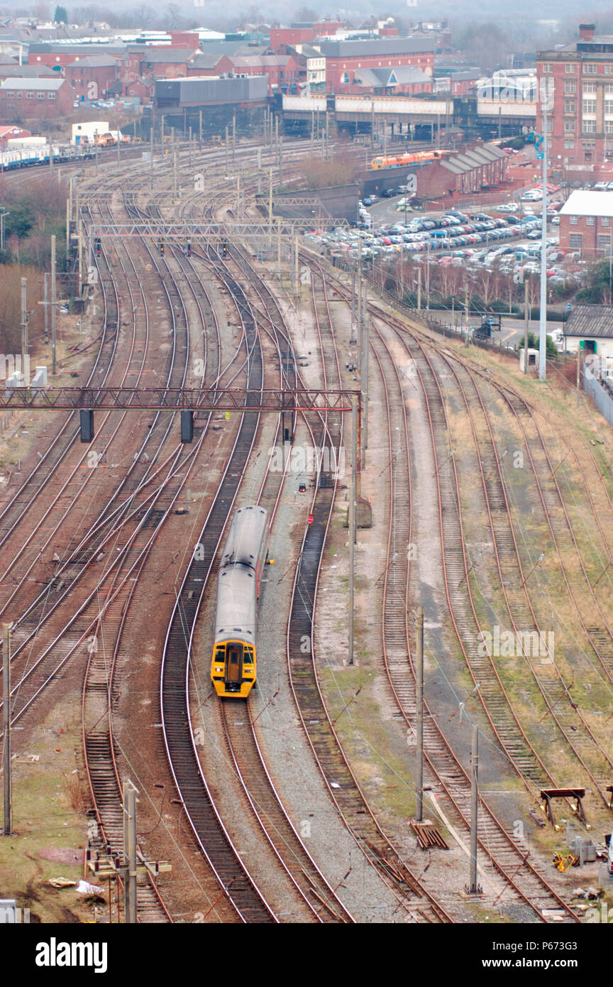 A West Yorkshire Metro Class 158/9 Express Sprinter DMU trainset ...