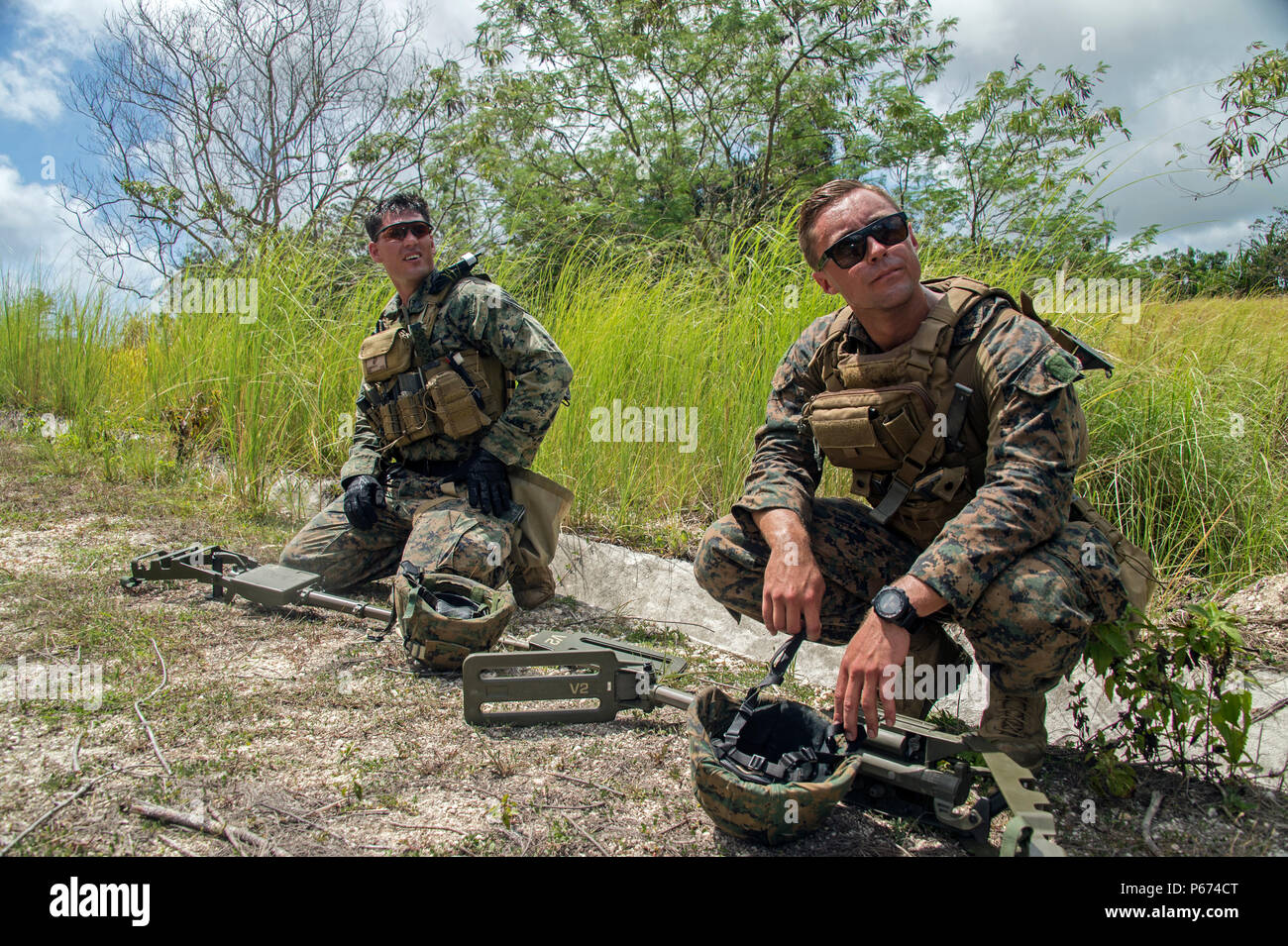 Usmc eod hi-res stock photography and images - Alamy