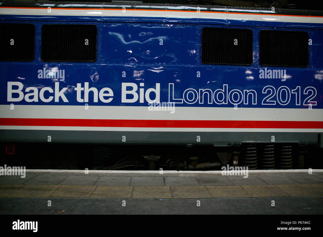 Logo for London's 2012 Olympic bid displayed on Class 87 No.87012 The ...