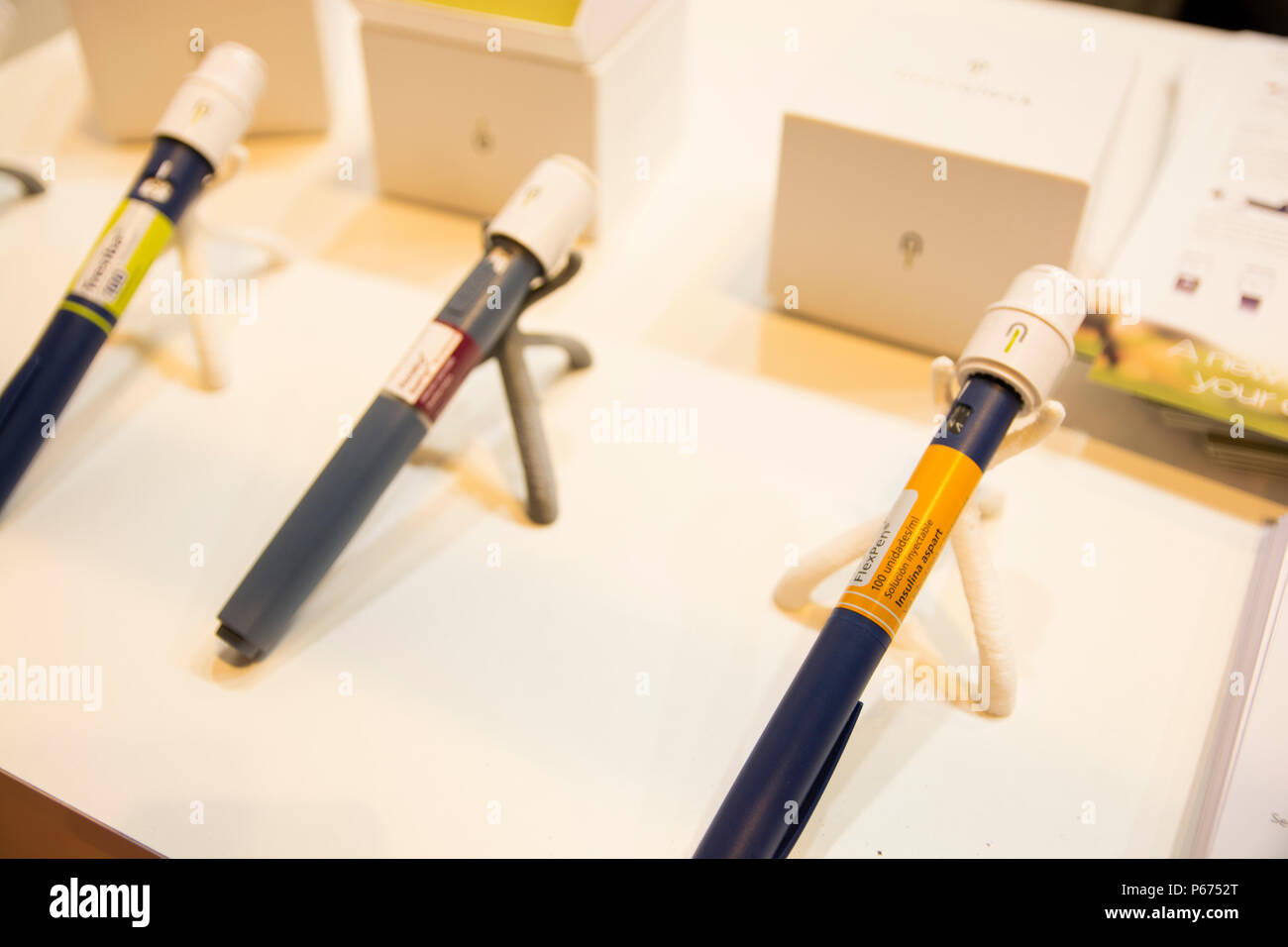 Insulclock from Insulcloud company in GR-EX (Global Robot Expo ...