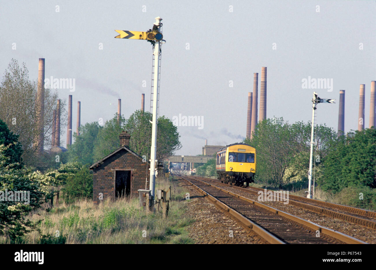 The line between Bedford and Bletchley with a first generation DMU ...