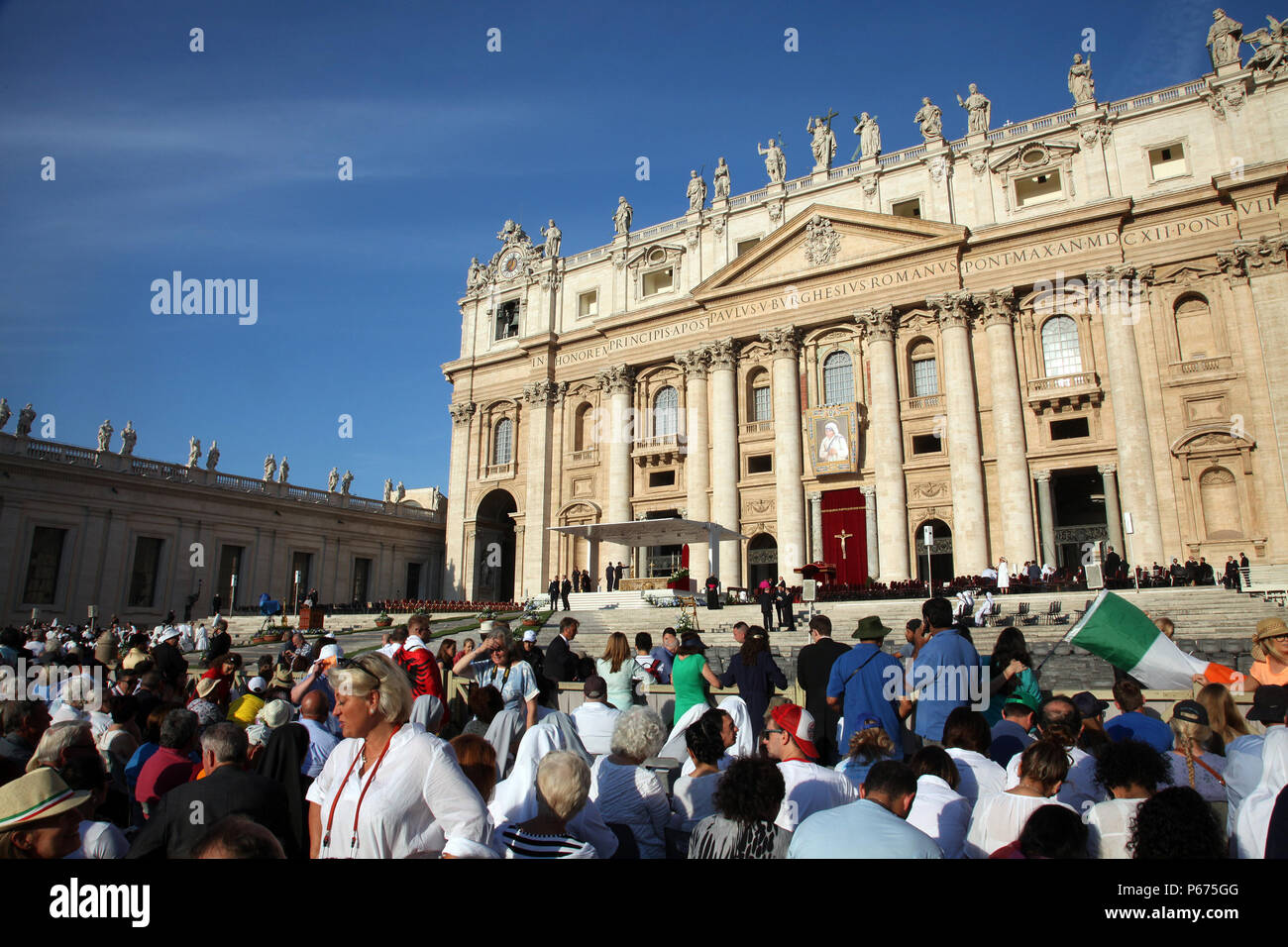 St. Peters Basilica in Vatican City, canonization of Mother Teresa in ...
