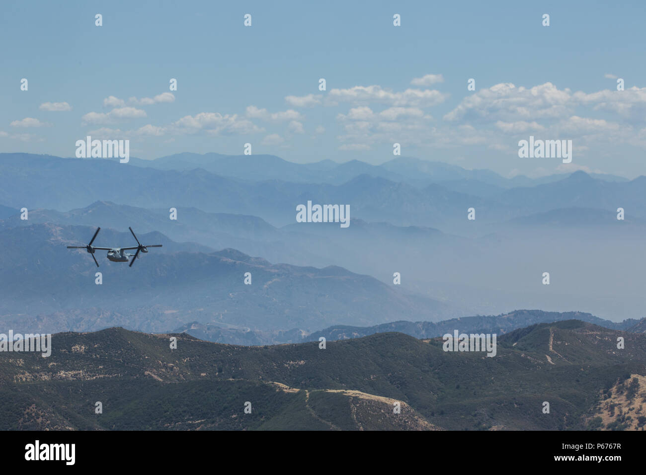 Marines with Marine Medium Tiltrotor Squadron (VMM) 161 “Greyhawks ...