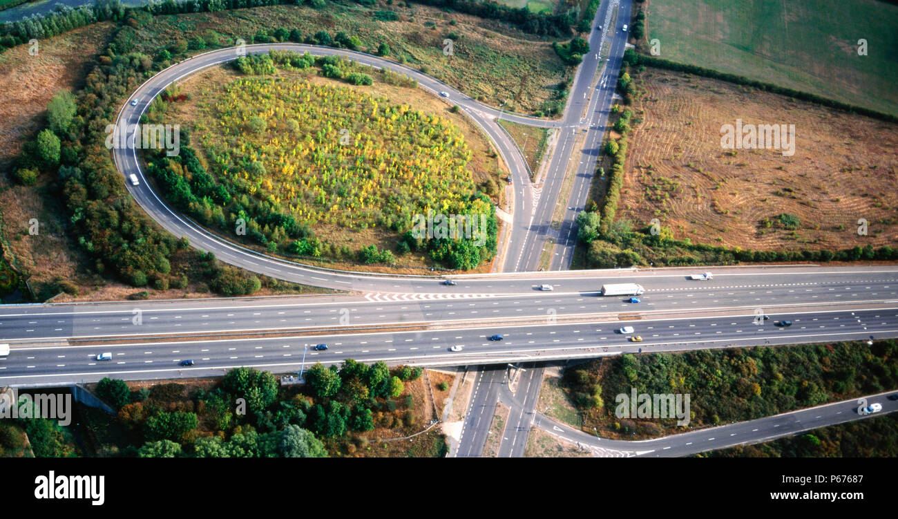Motorway flyover united kingdom hi-res stock photography and images - Alamy