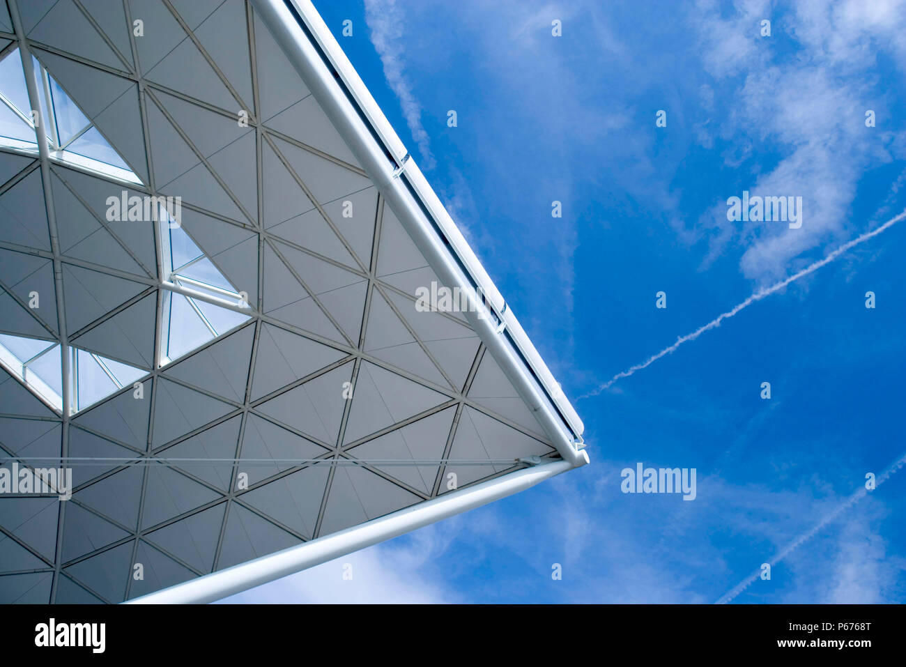 Detail view of underside of roof canopy at Stansted airport main ...