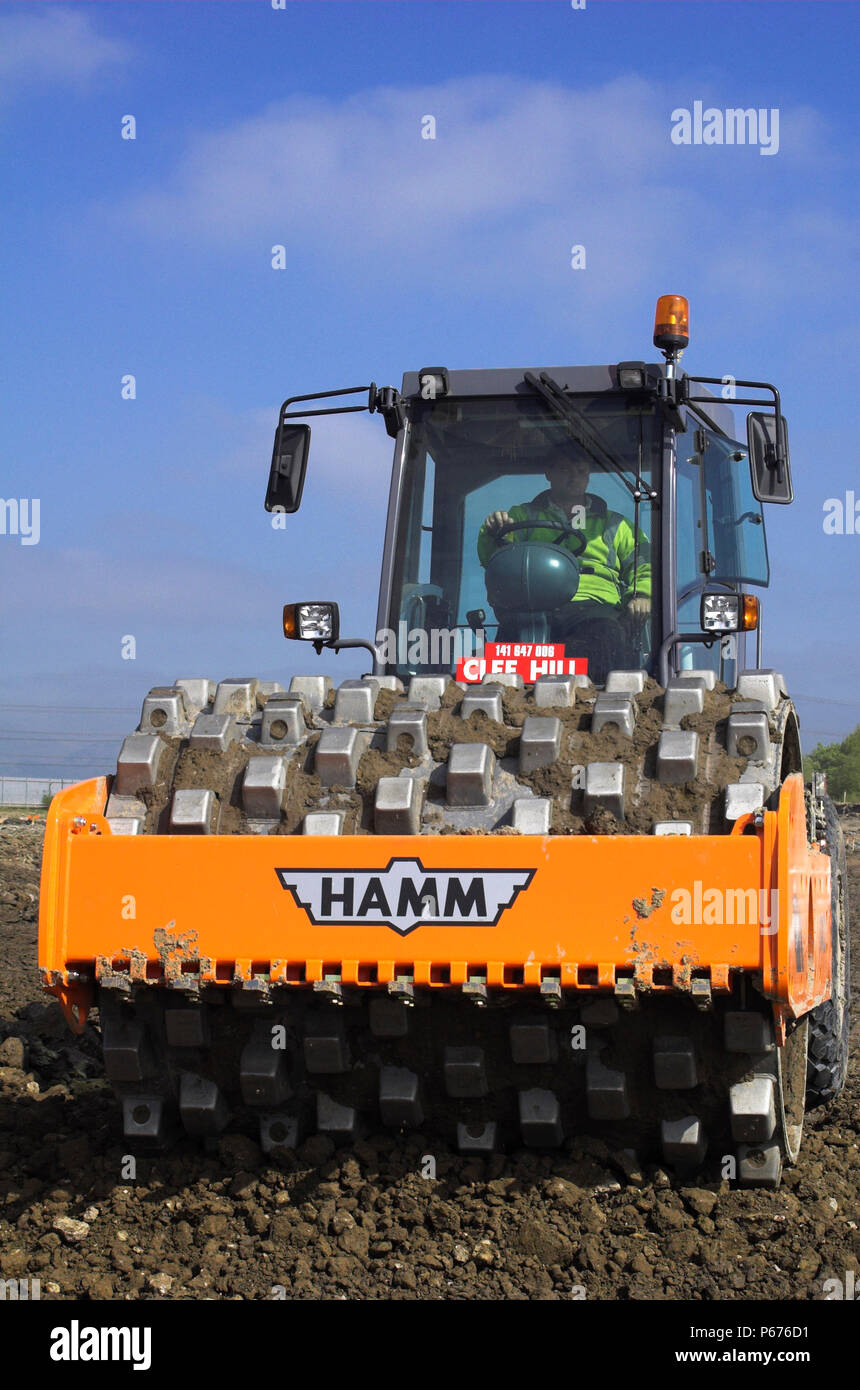 Earth moving equipment Stock Photo - Alamy