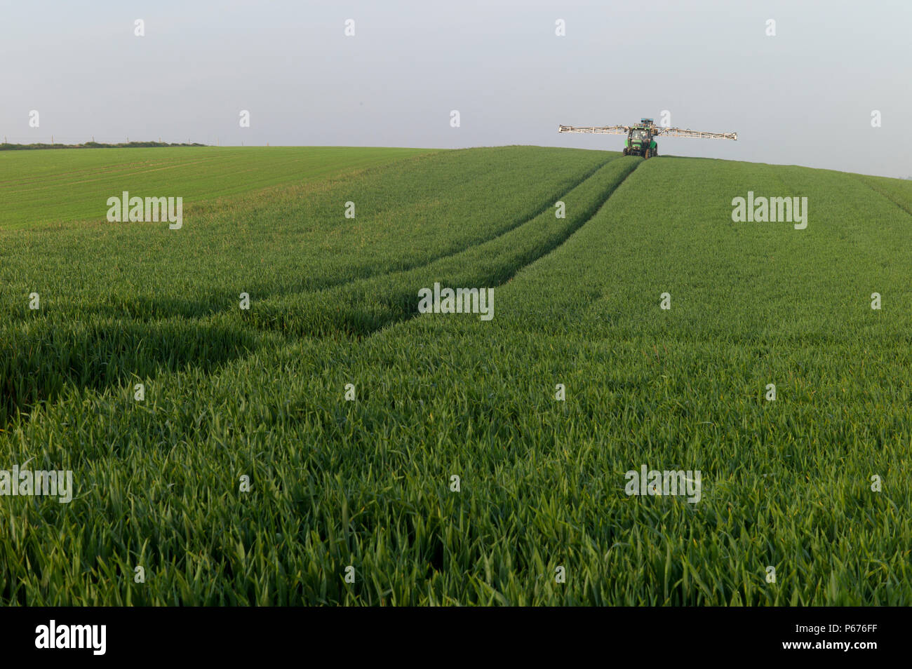 Spray rig hi-res stock photography and images - Alamy