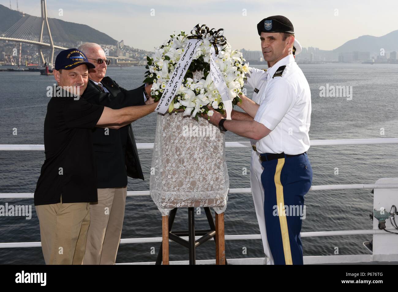 Usns wheeler hi-res stock photography and images - Alamy
