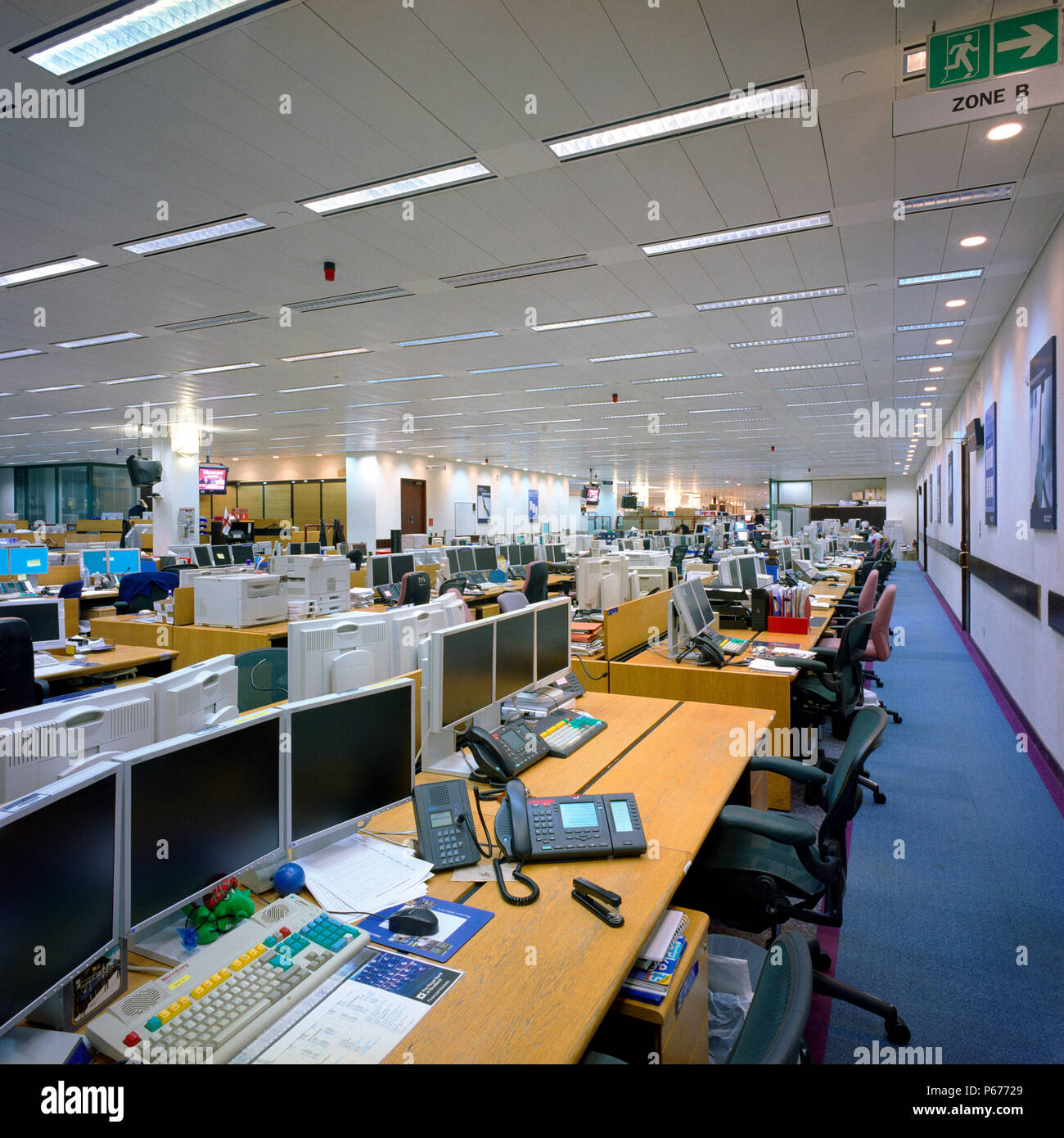 Empty stock exchange trading floor hi-res stock photography and images ...