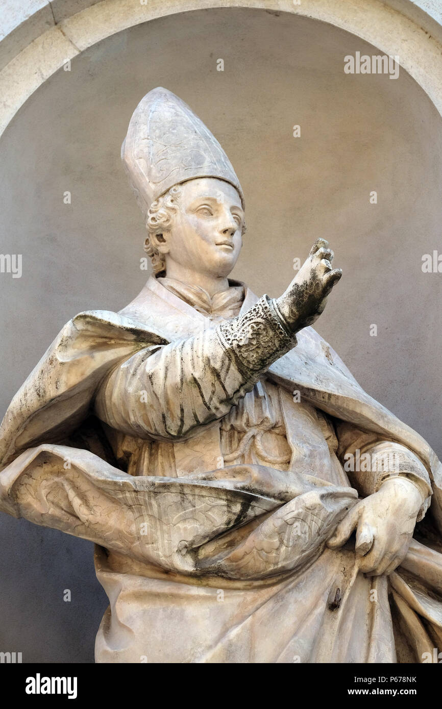 Paulinus hi-res stock photography and images - Alamy