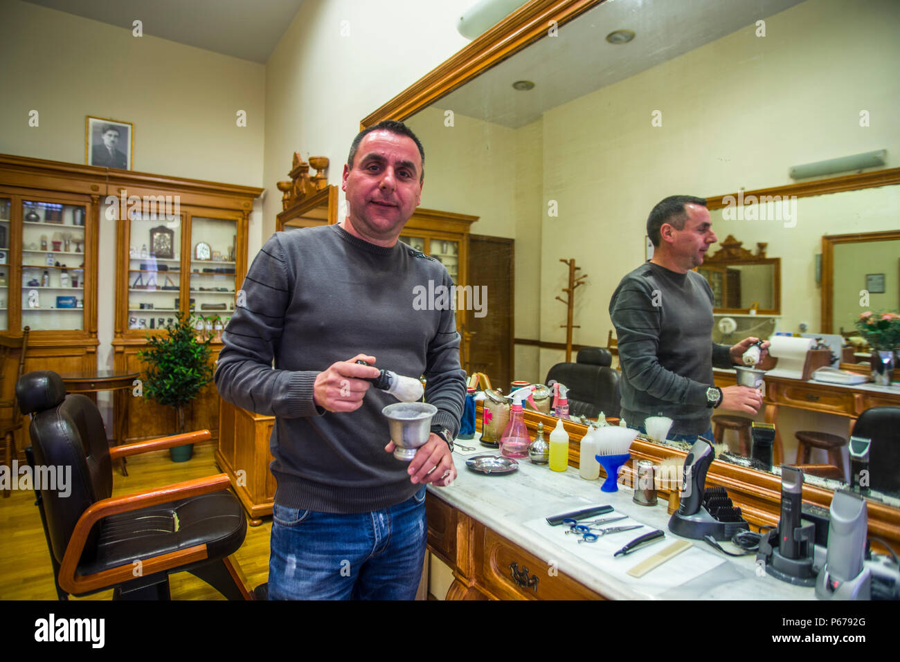 Greece barber hi-res stock photography and images - Alamy