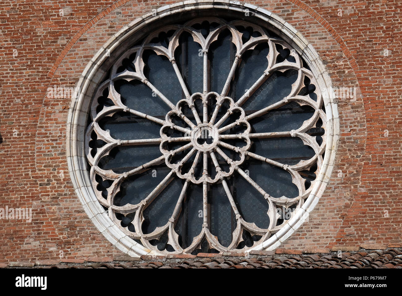 Rose window on Saint Francis church in Mantua, Italy Stock Photo - Alamy