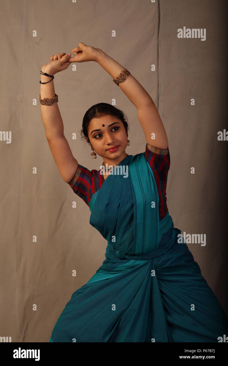 bharathya natyam is one of the classical dance forms of india from the ...