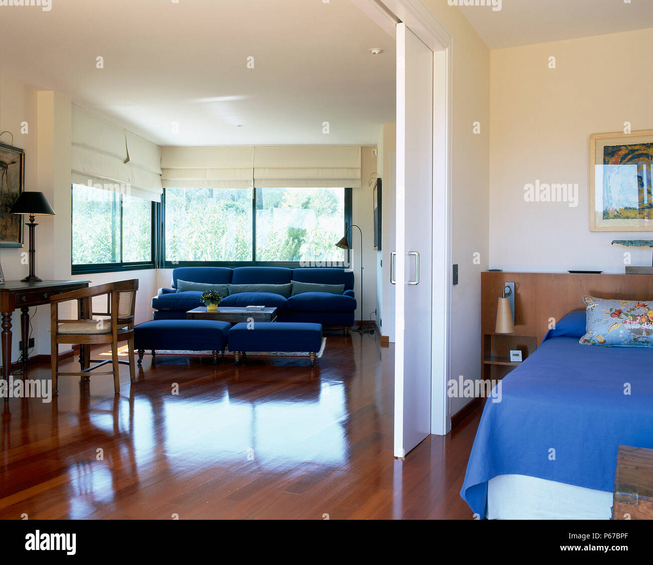 View of a spacious living room Stock Photo - Alamy