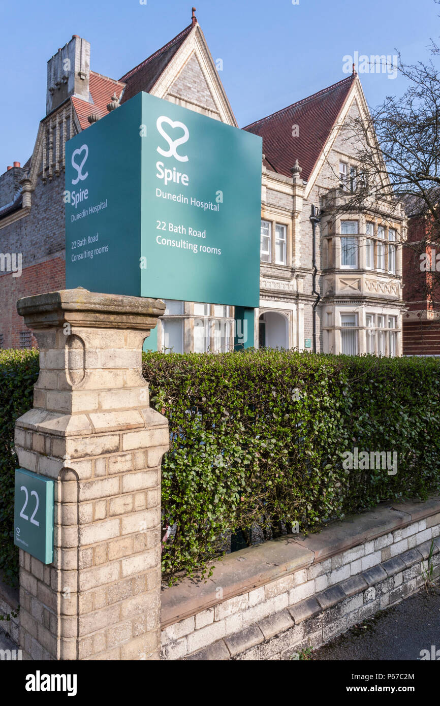 Spire hospital hi-res stock photography and images - Alamy