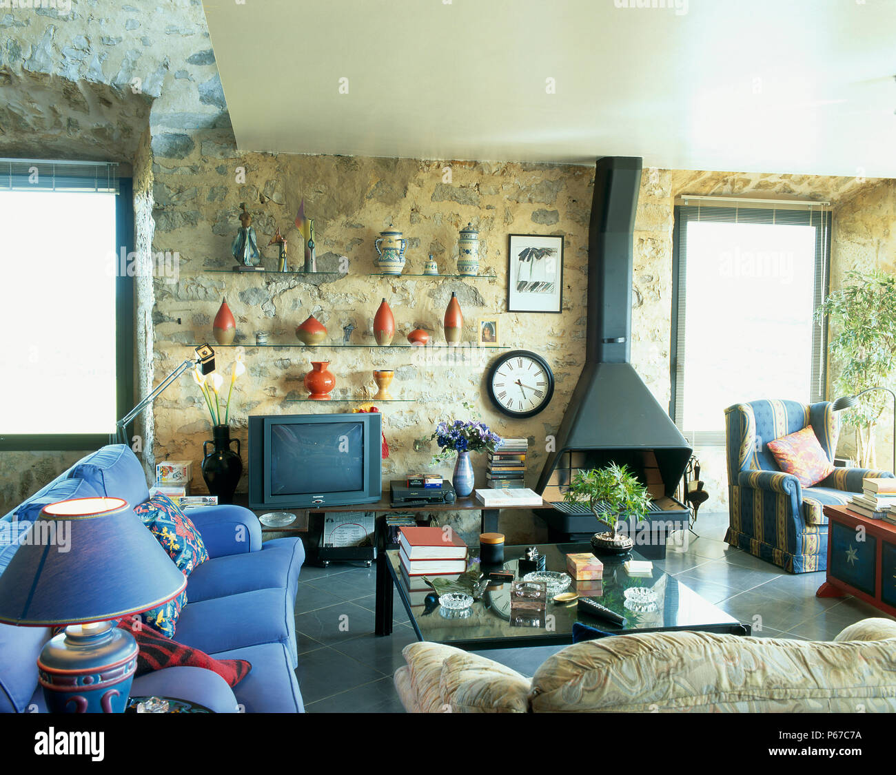 View of a well adorned living room Stock Photo - Alamy