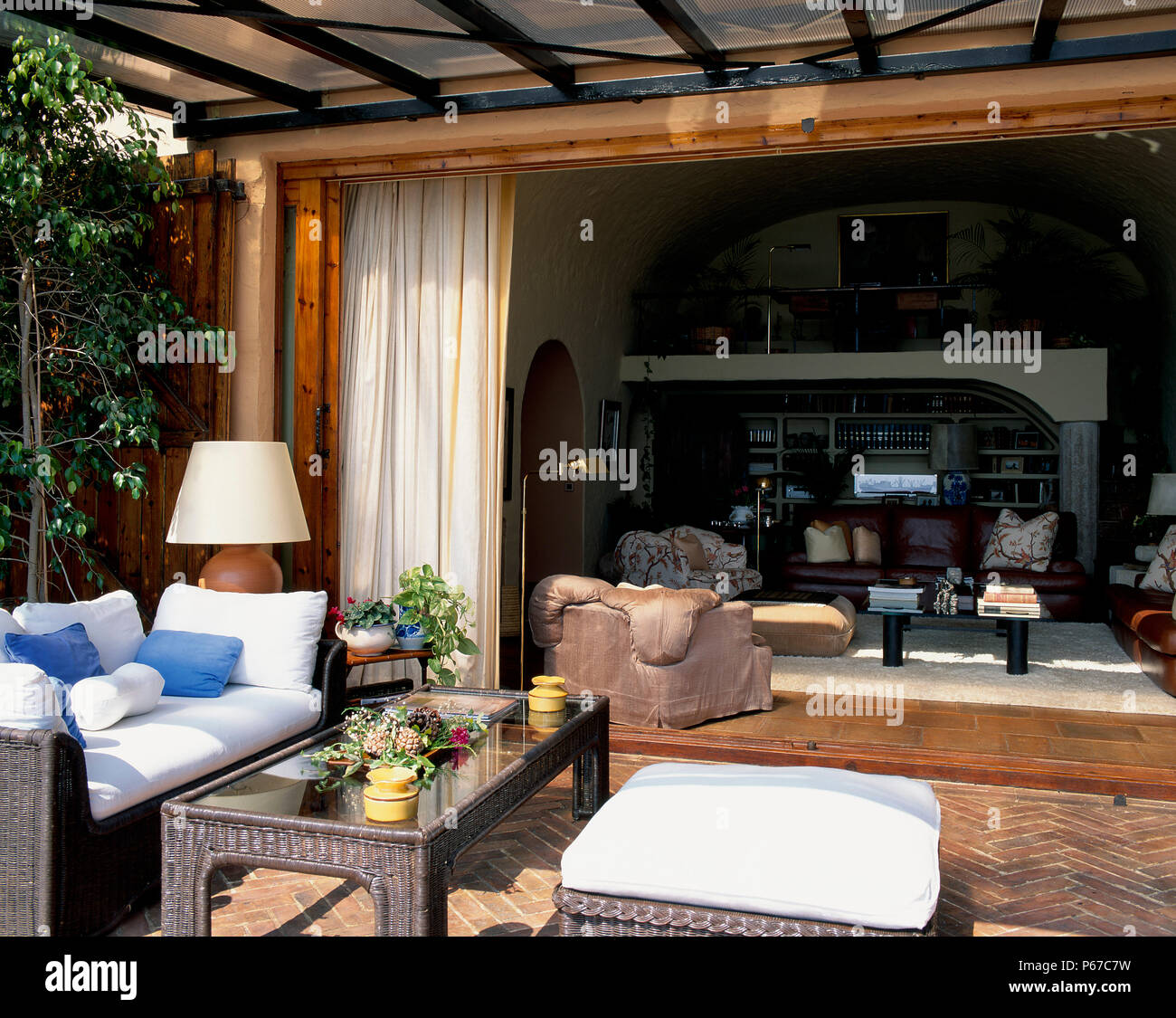 Well arranged hi-res stock photography and images - Alamy