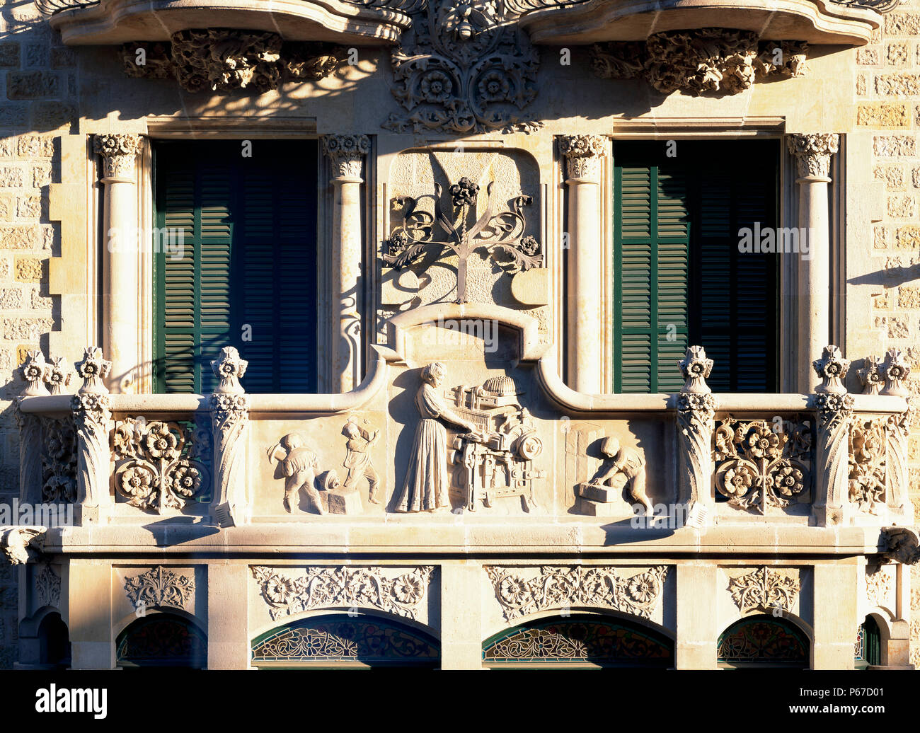 View of beautiful carvings on a building Stock Photo - Alamy