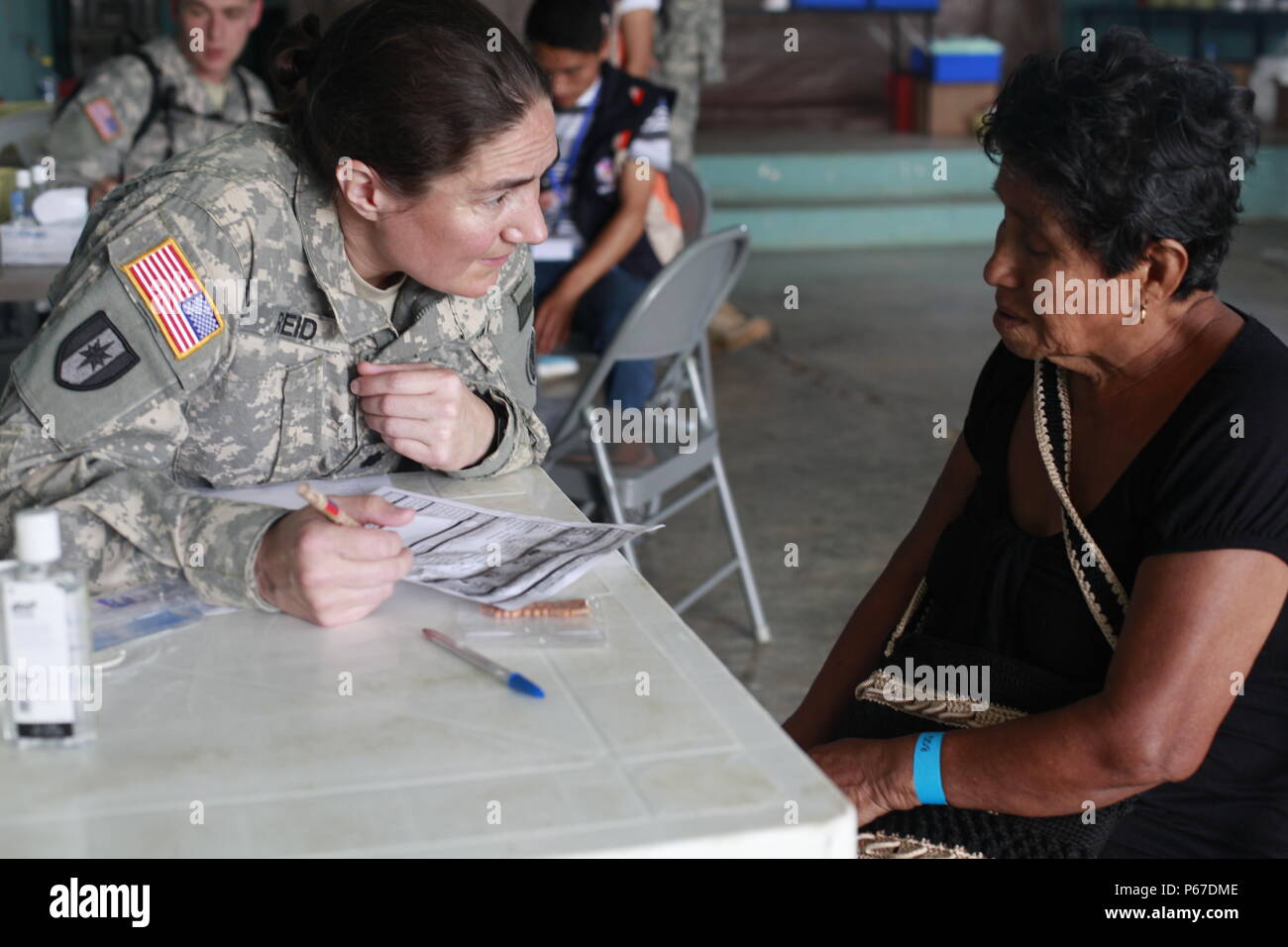 U.S. Army personnel from the 396th Combat Support Hospital Company ...