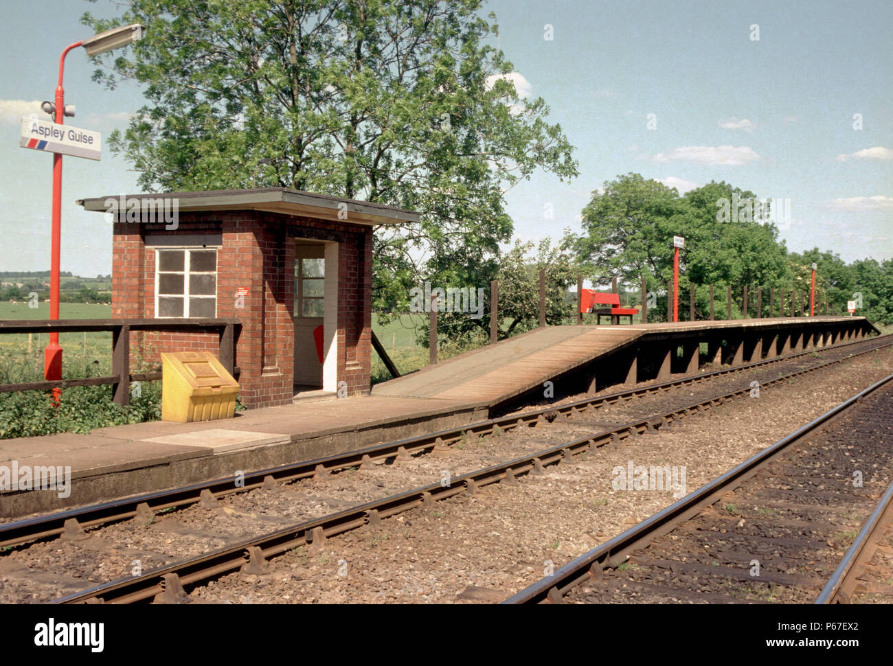 Aspley Guise station on the Bedford to Bletchley line. C1991 Stock ...