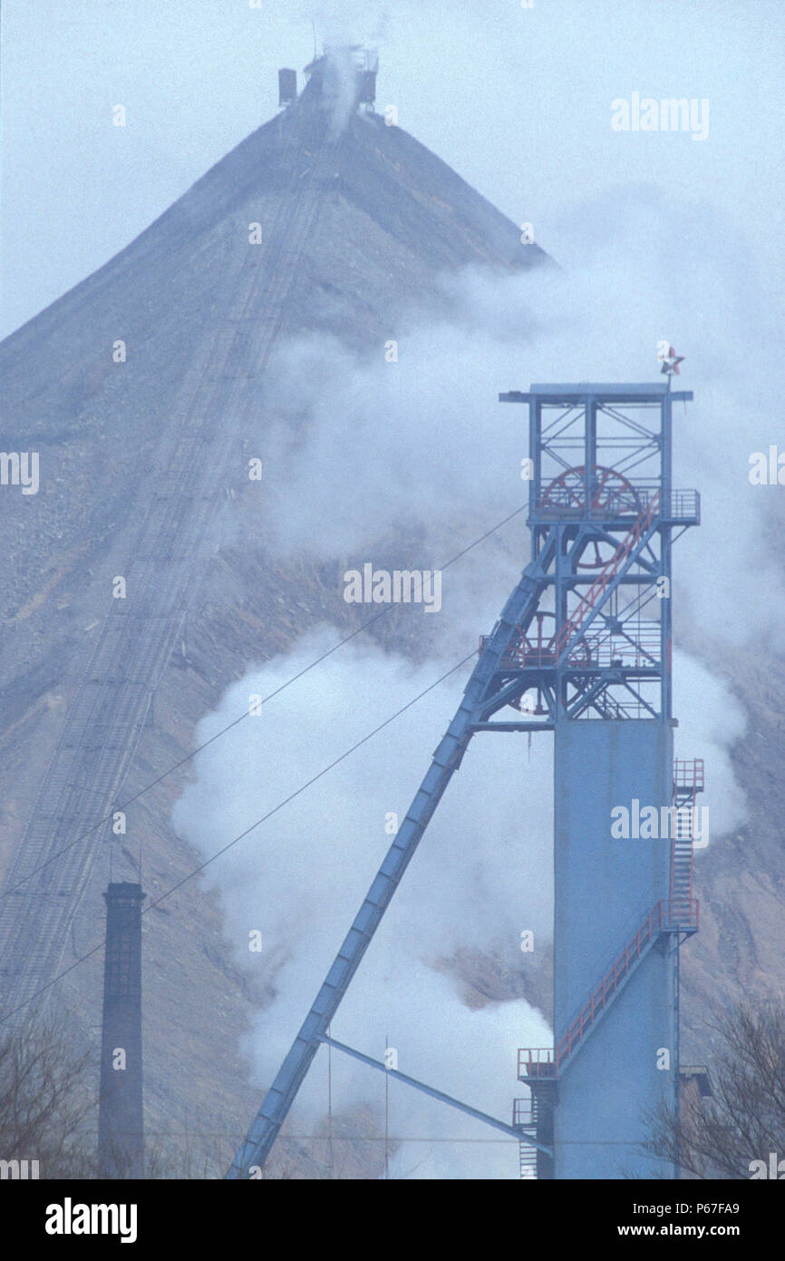 Slag tip hi-res stock photography and images - Alamy