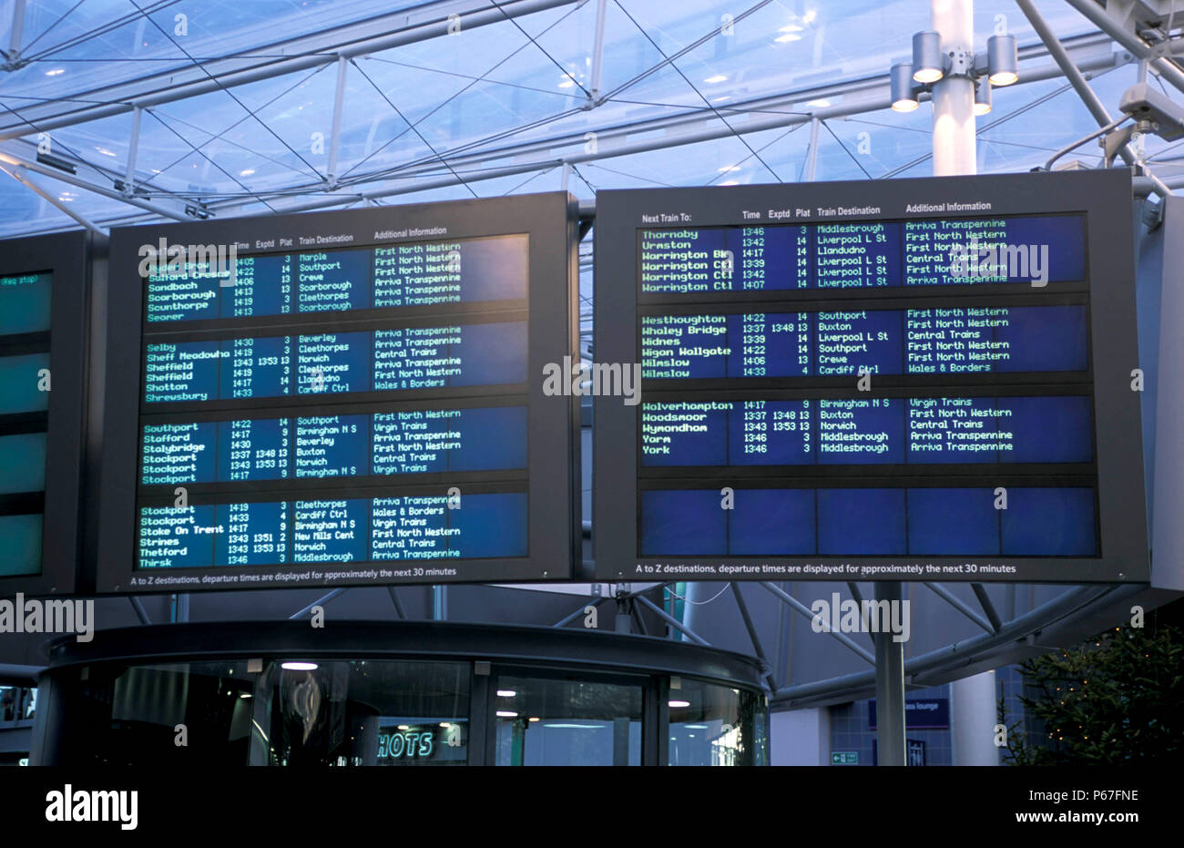Manchester piccadilly train station sign hi-res stock photography and ...