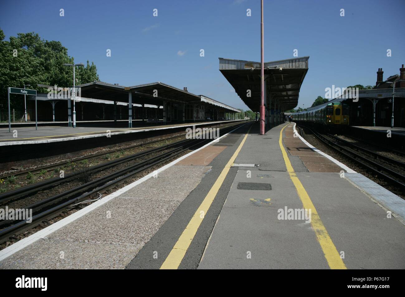 Purley railway station hi-res stock photography and images - Alamy