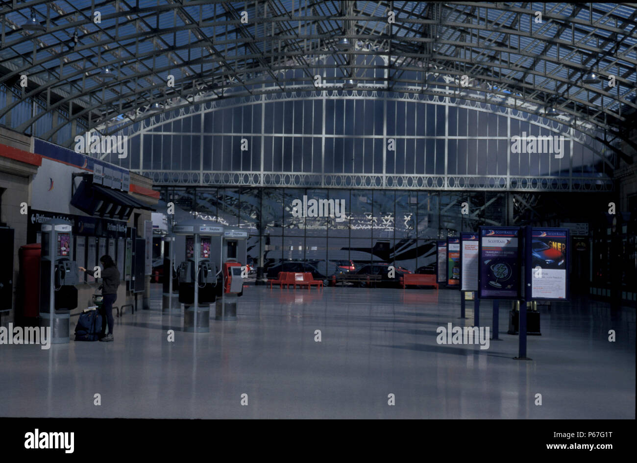 General concourse hi-res stock photography and images - Alamy