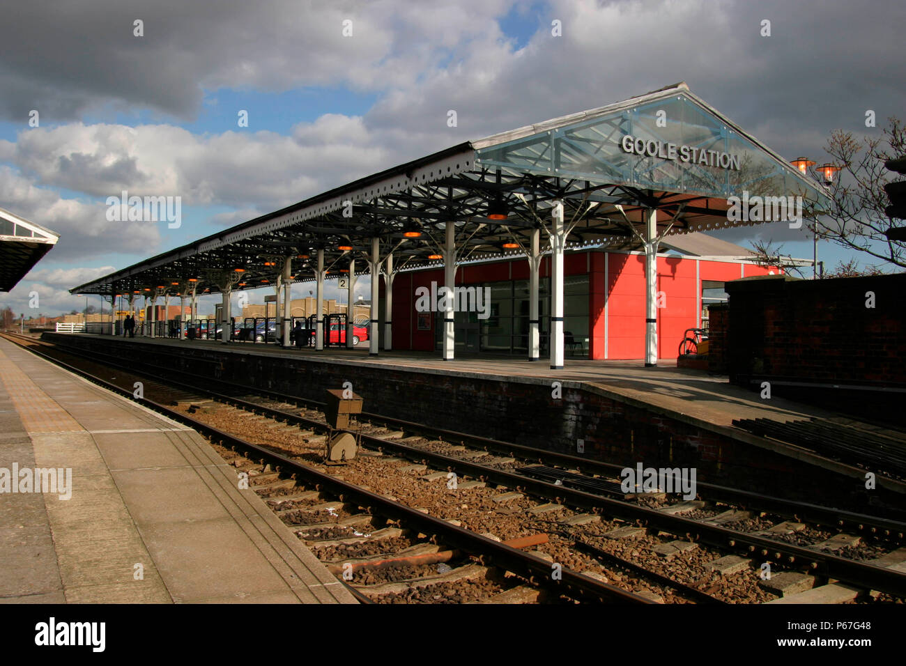 Goole station hi-res stock photography and images - Alamy