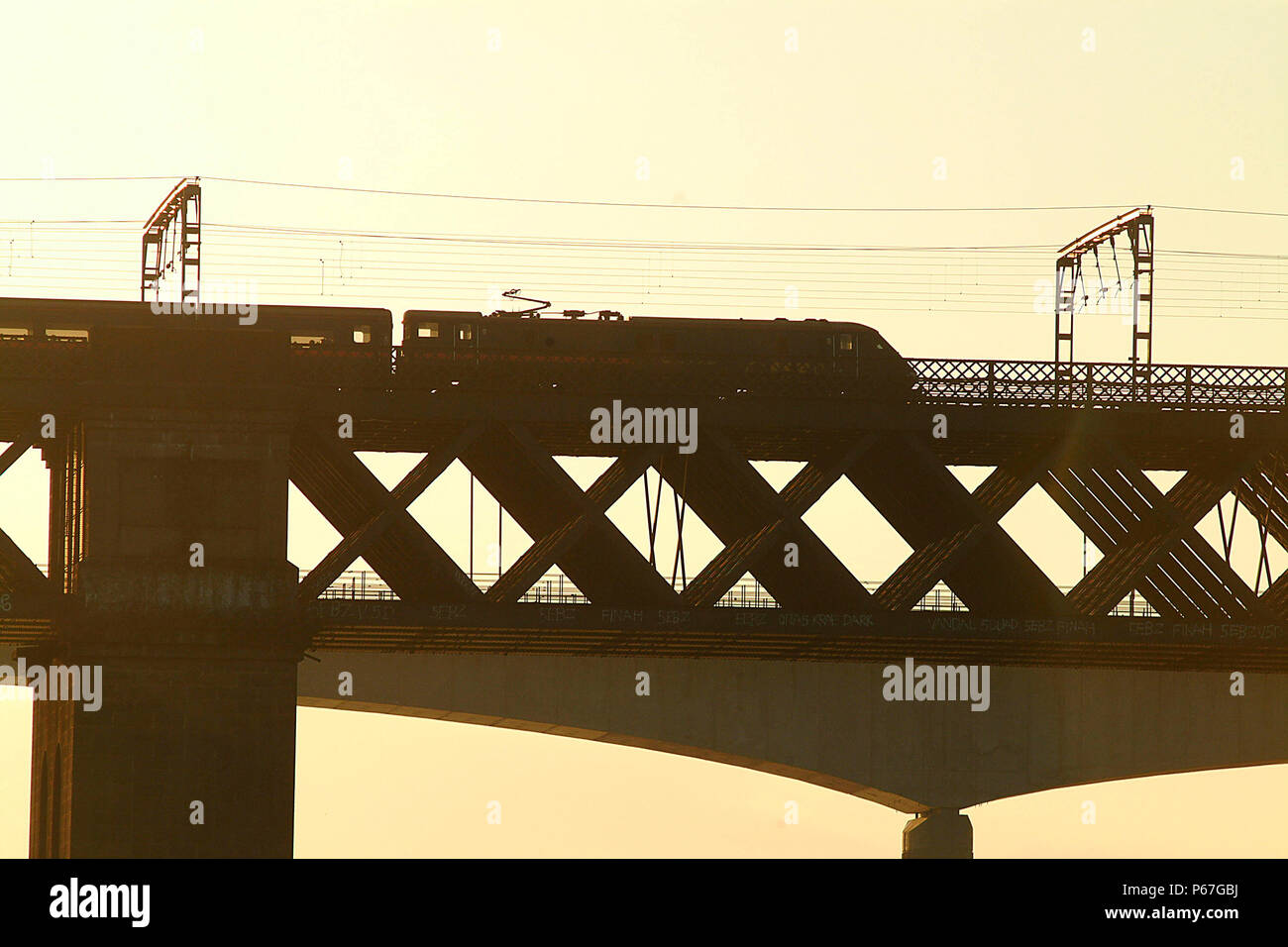 Class 91 electric locomotive hi-res stock photography and images - Alamy