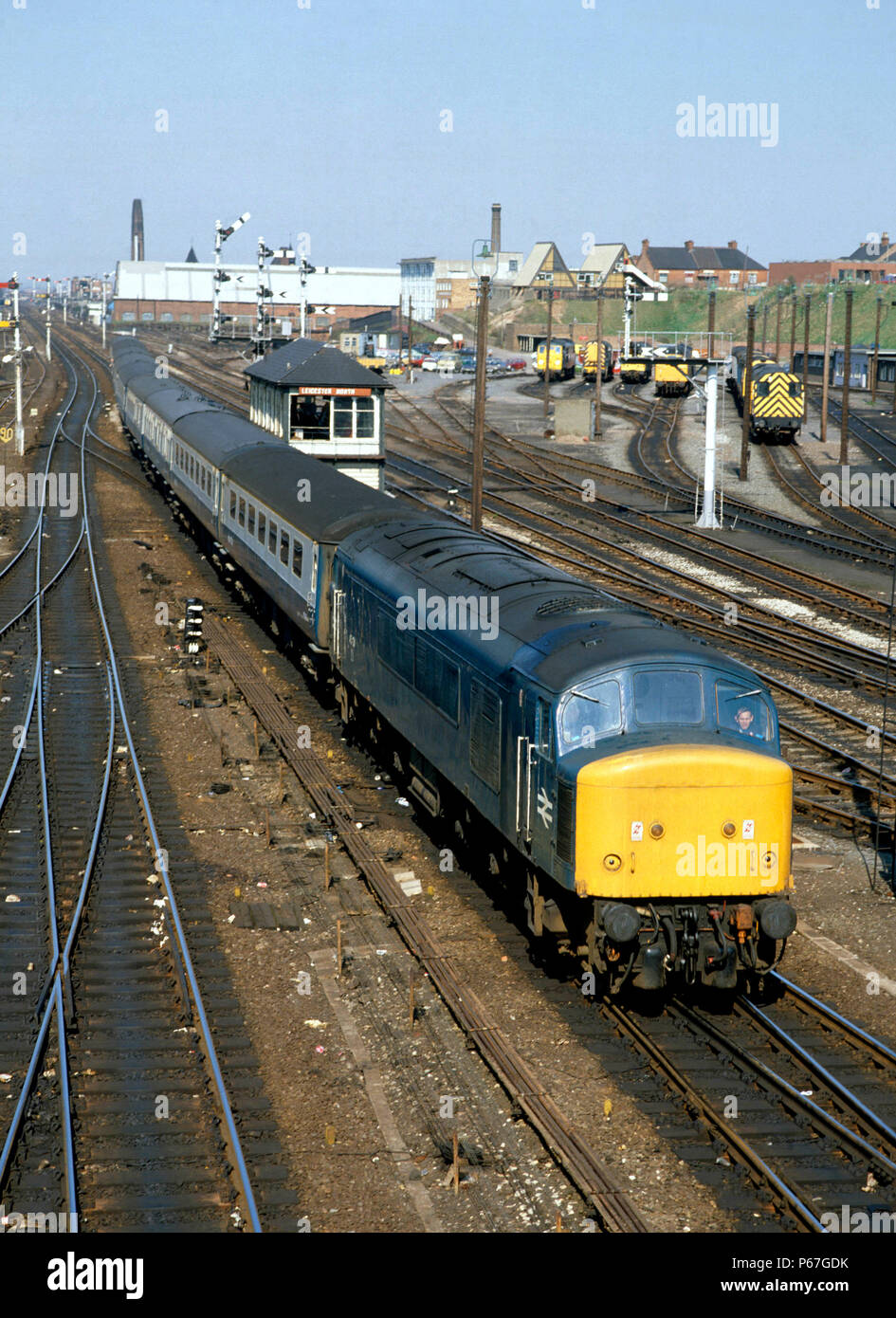 Signal box 1982 hi-res stock photography and images - Alamy