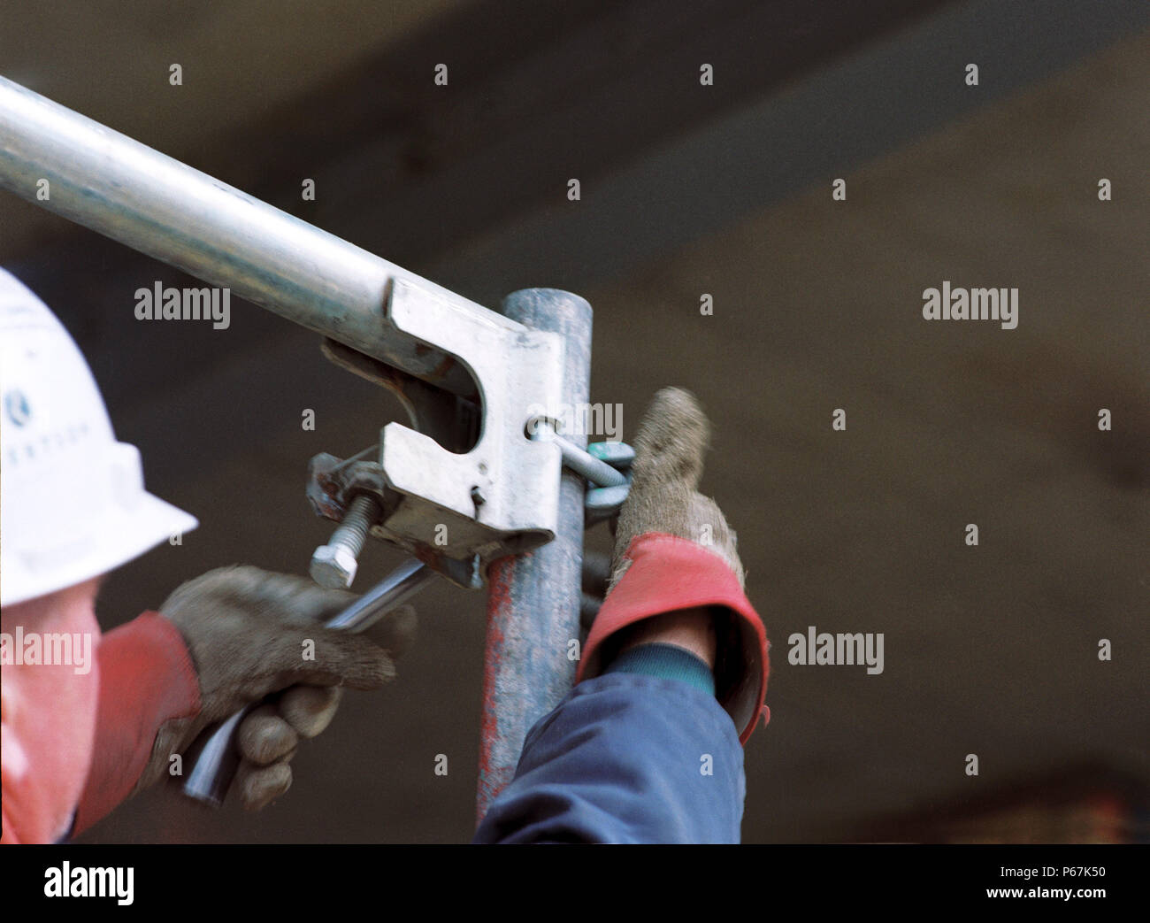 Construction building scaffolding scaffolder hi-res stock photography ...