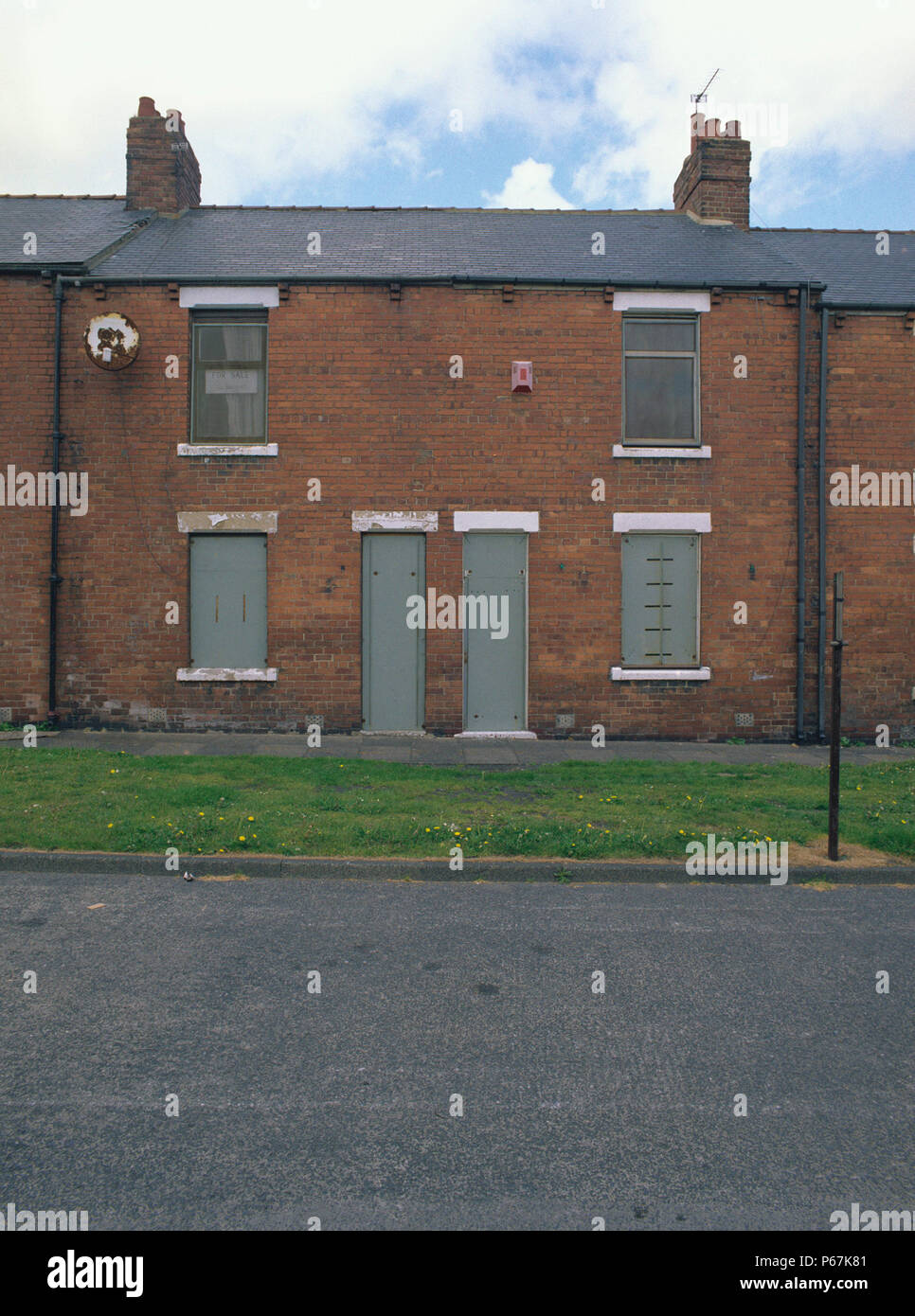 Obstructing the doors hi-res stock photography and images - Alamy