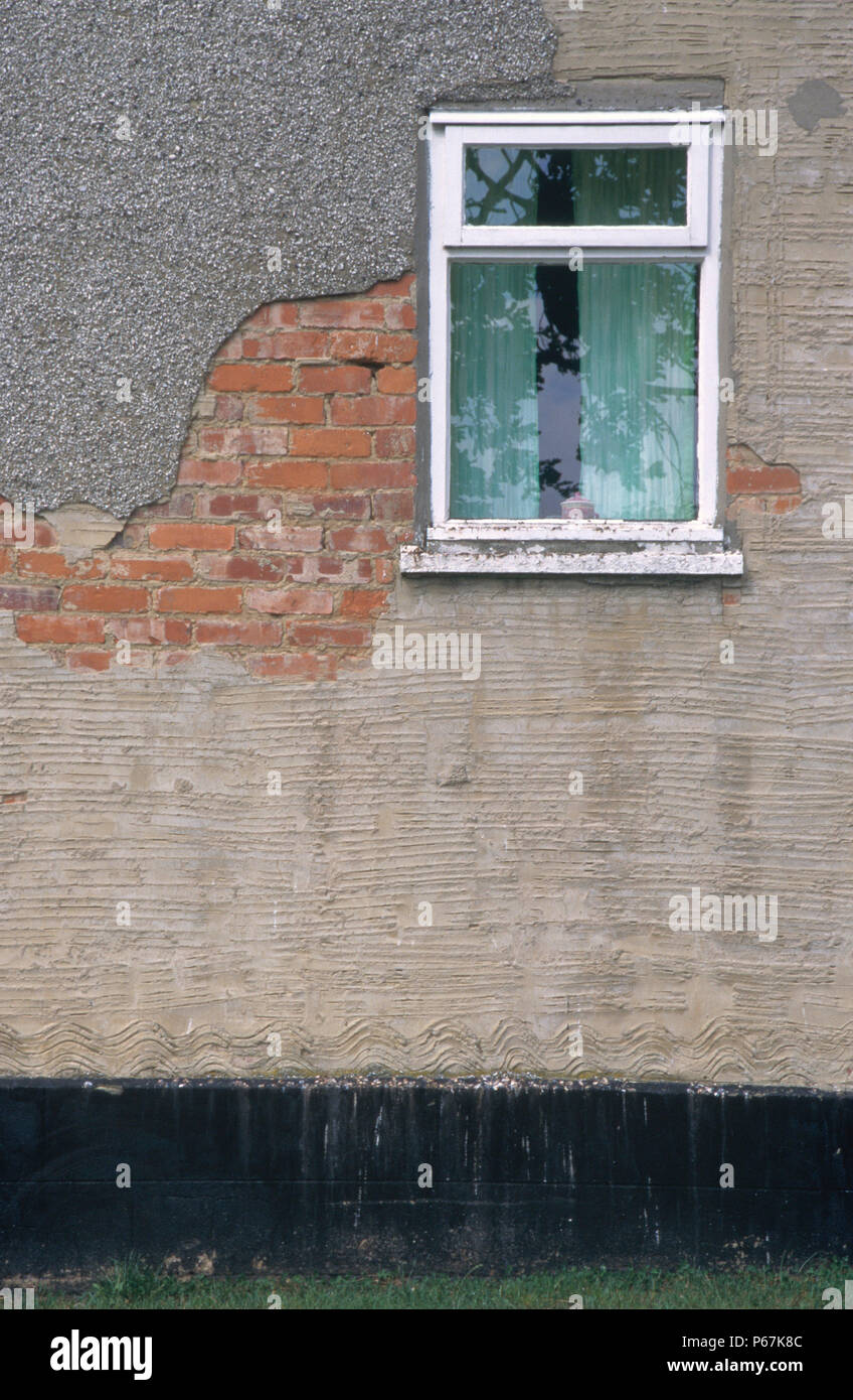 Council house poorly maintained and in urgent need of repair, Yorkshire ...