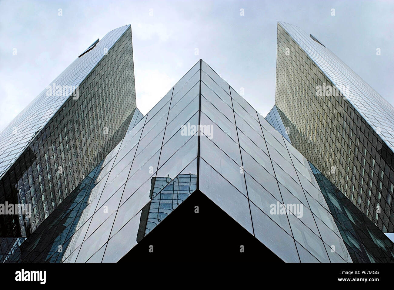 La defense, modern buildings, Paris, France Stock Photo - Alamy