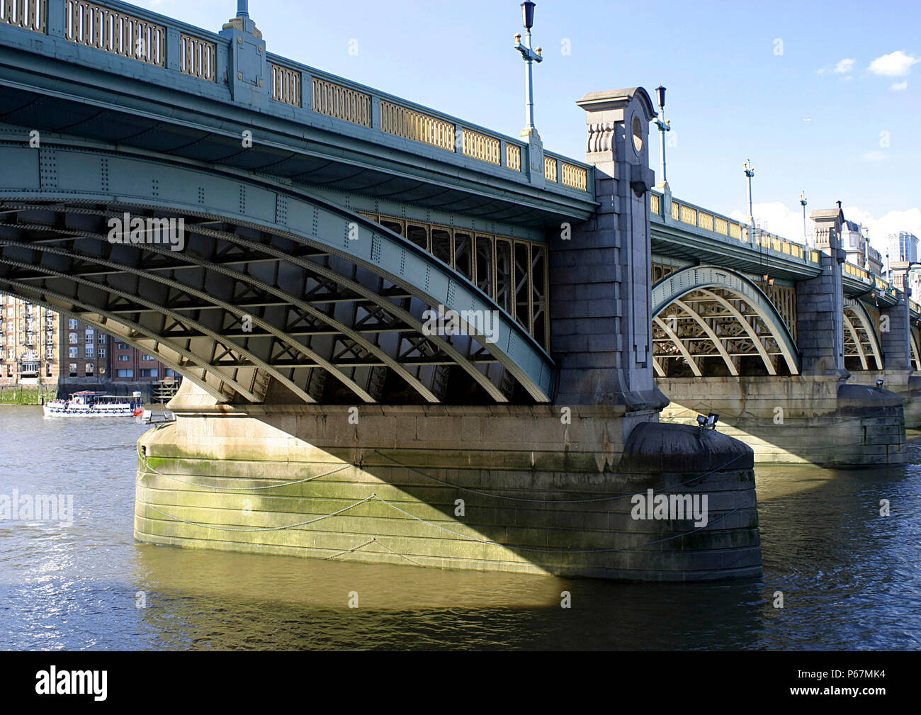 Southwark Bridge, London, United kingdom Stock Photo - Alamy