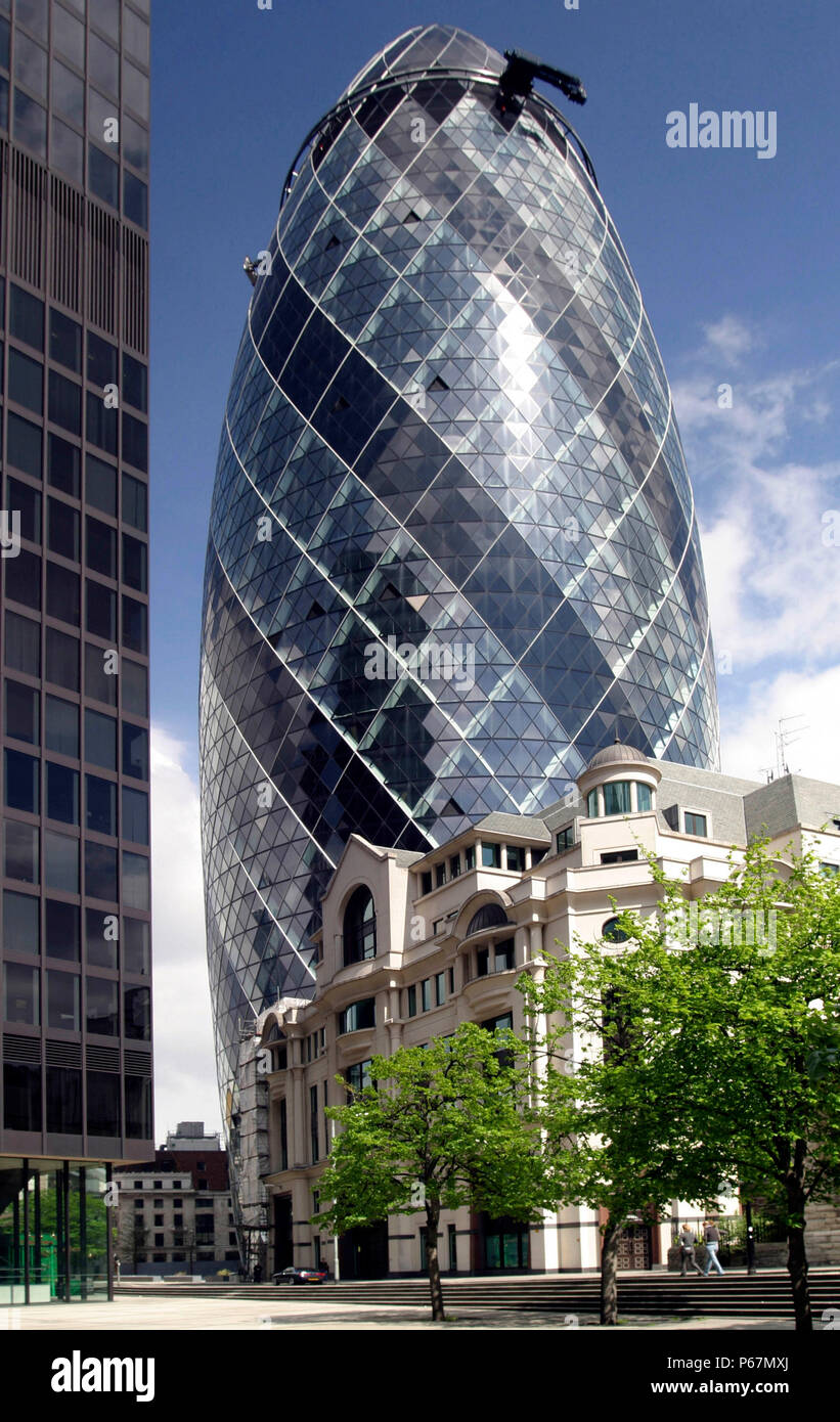 Bullet Shaped Building High Resolution Stock Photography and Images - Alamy