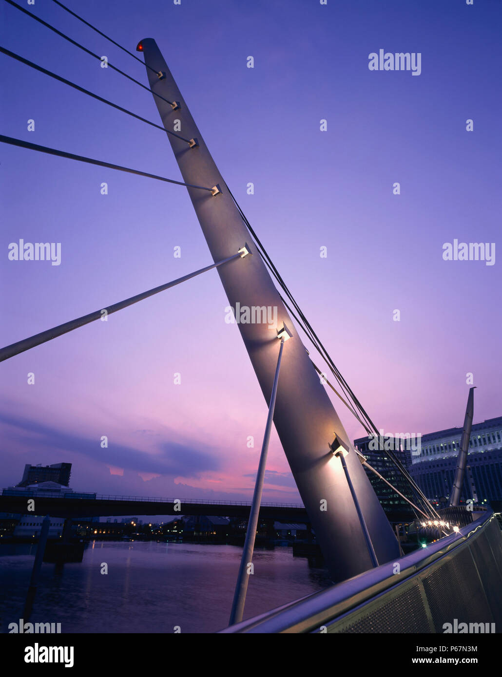 Chris Wilkinson bridge at Canary Wharf, London, United Kingdom Stock ...